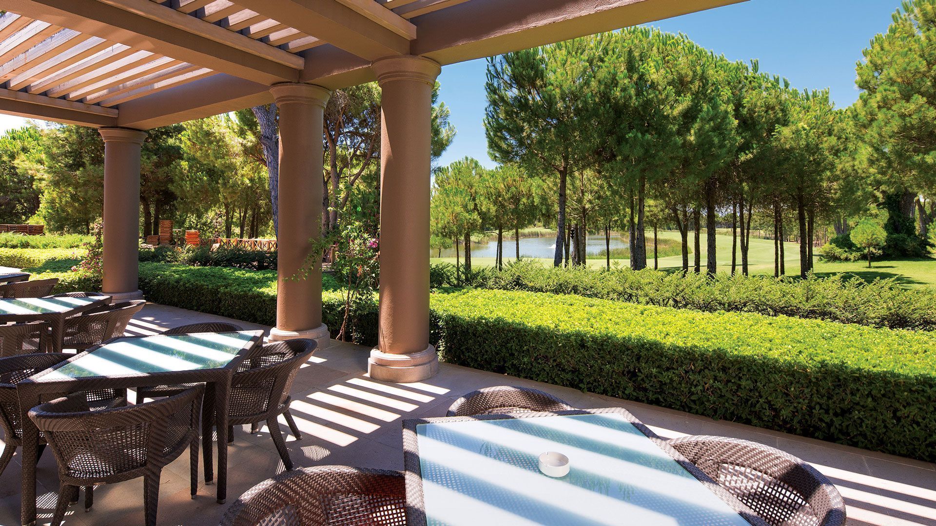 Dining - CORNELIA GOLF CLUB